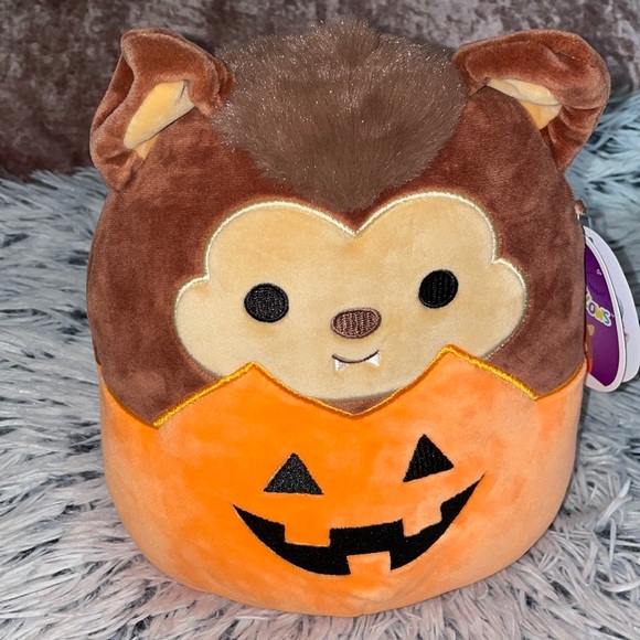 Squishmallows | Other | Wade The Werewolf Halloween 8 Squishmallow ...